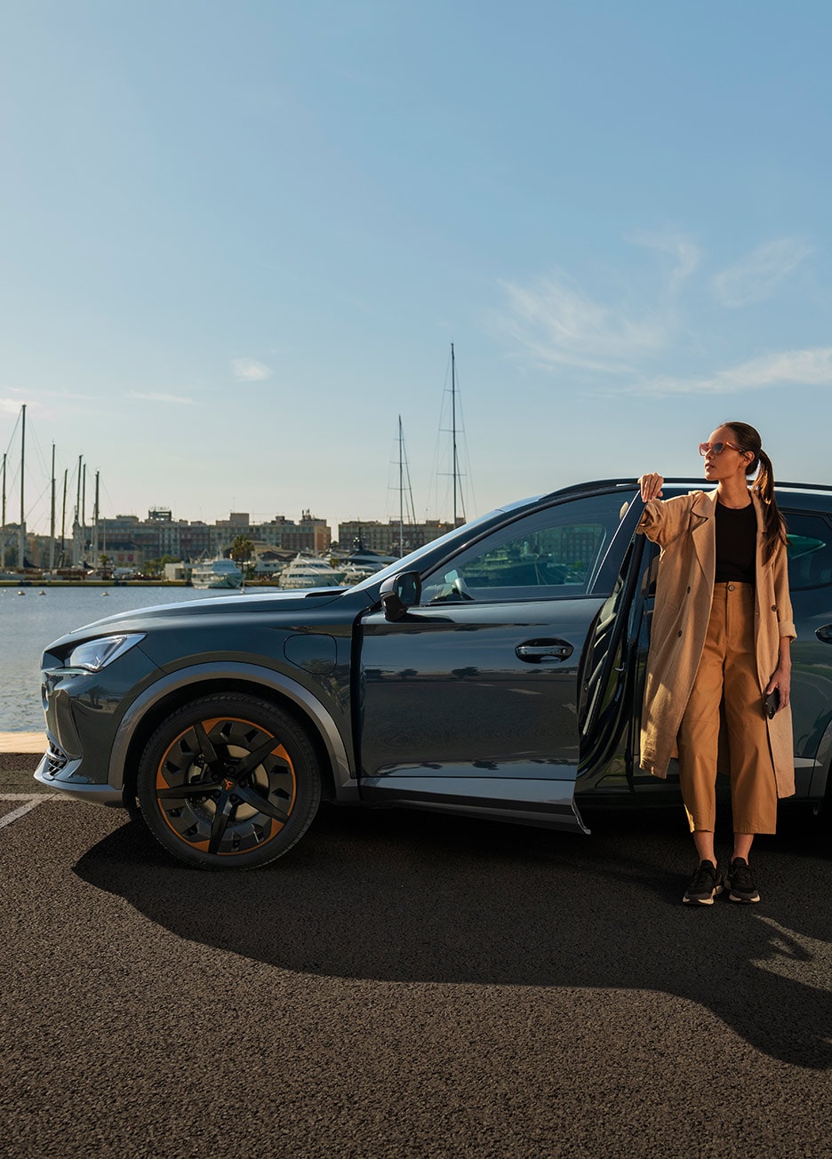 CUPRA Raval - Nowy miejski samochód elektryczny | CUPRA